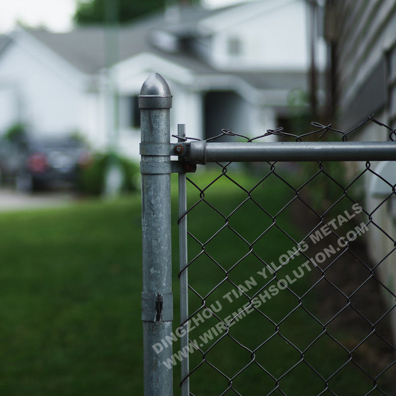 China Knuckled End Chain Link Fencing House Gate Steel Post Residential ...